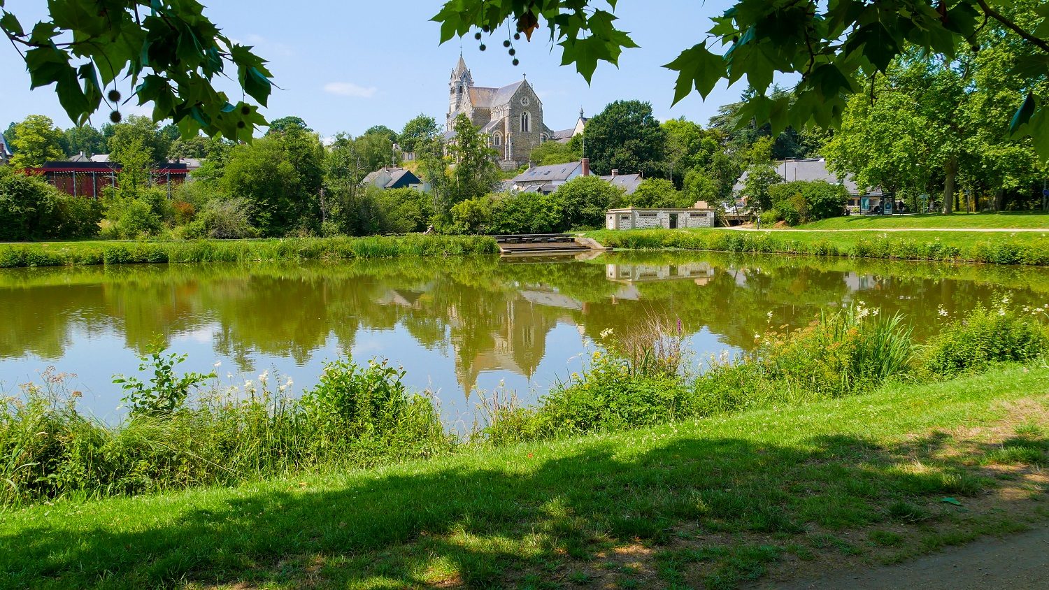 Betton (35) – BRUDED