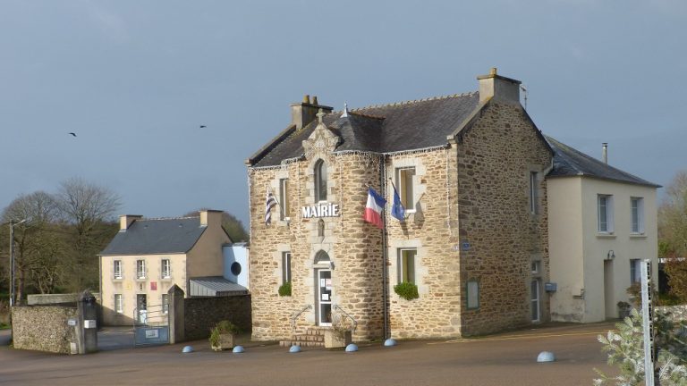 Saint-Thégonnec Loc-Eguiner (29) – BRUDED