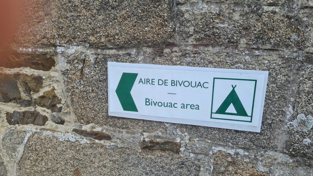 Bazouges-la-Pérouse (35) : une zone de bivouac gratuite dans le cœur de ...